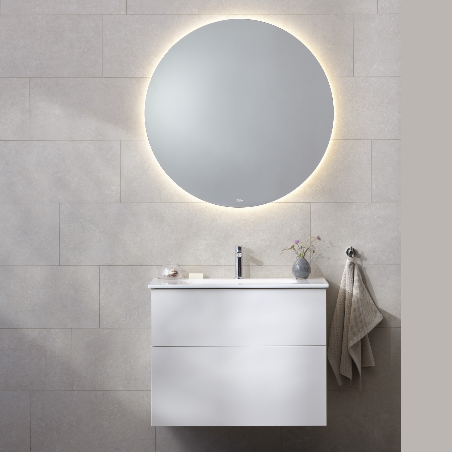 Möbelpaket Miller Badrum New York med Edge Tvättställ och Spegel Vit, B ...