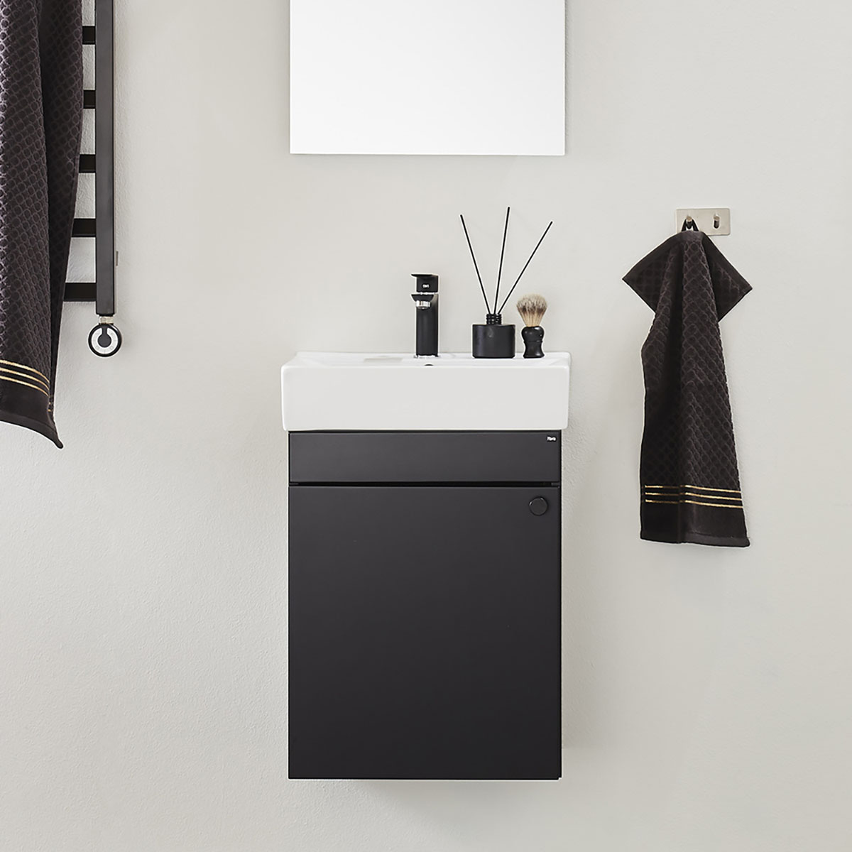 Badrumsmöbler från Hafa - Stort sortiment av badrumsinredning Online ...