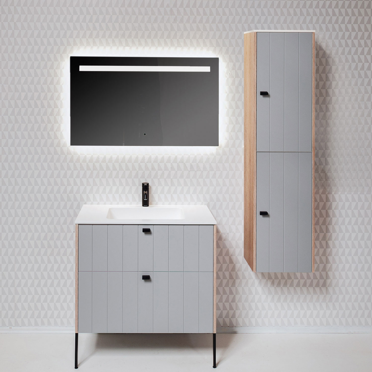 Högskåp Swebad Vemdalen 150 cm Ljusgrå/Ek - srt1577740+1585152